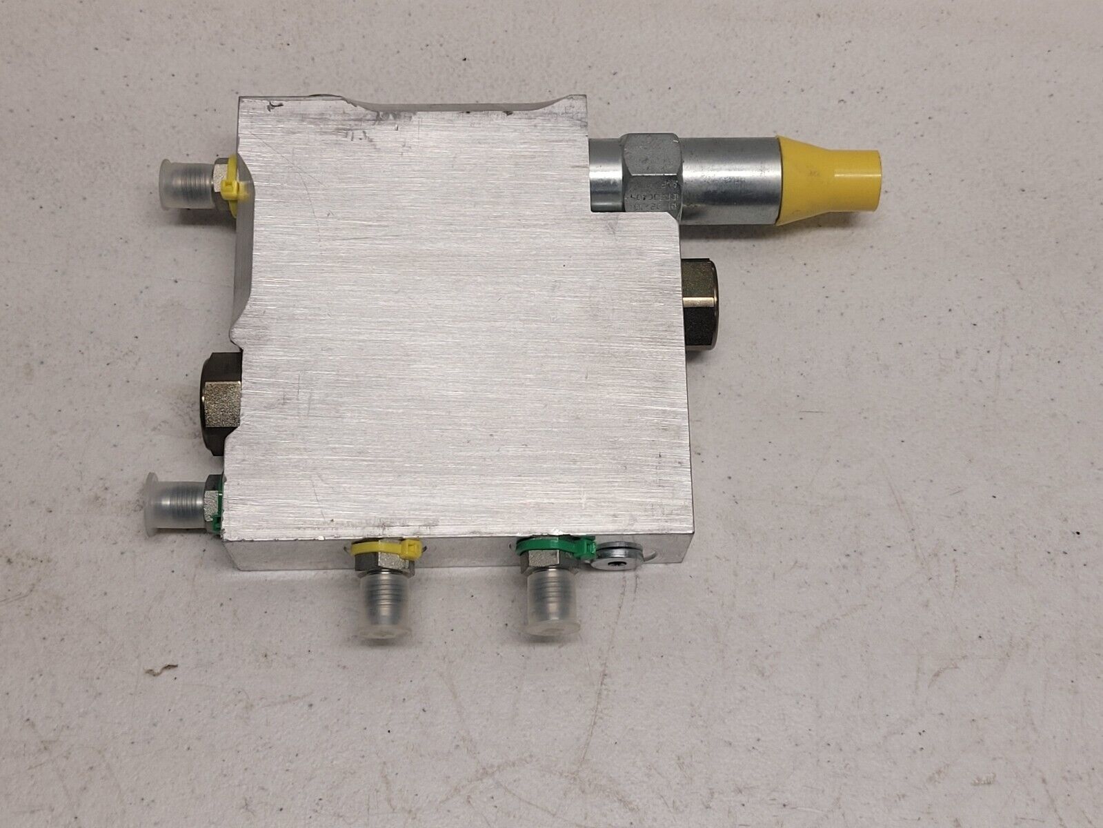 Lift-U Control Valve Distribution Manifold Block B15-5966 24V WCL ...