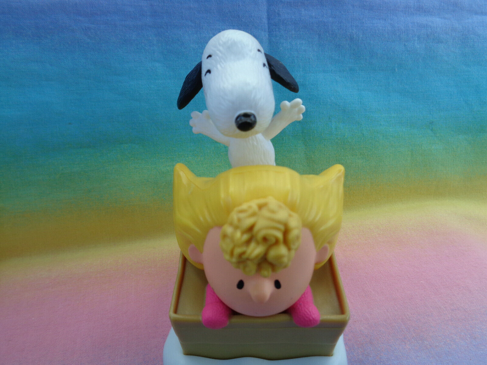 McDonald's 2015 Peanuts Movie #5 Sally & Snoopy Rolling Toy Figure - Fast Food