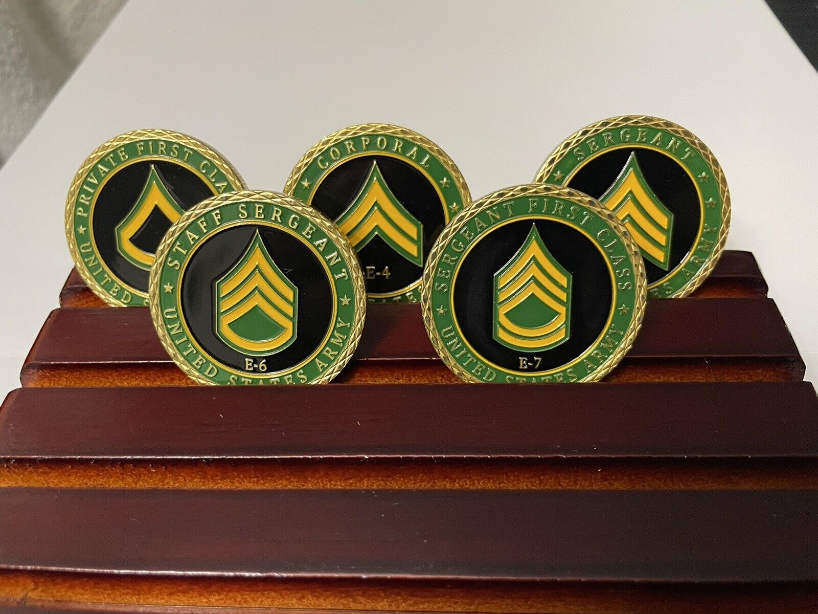 US ARMY - Rank Promotion Progress E-3 To E-7 With Challenge Coin Holder ...