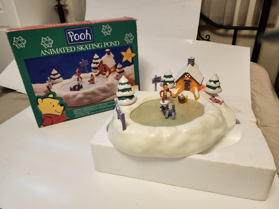 Vintage Disney Winnie the Pooh Animated Skating Pond Complete Box Noma ...