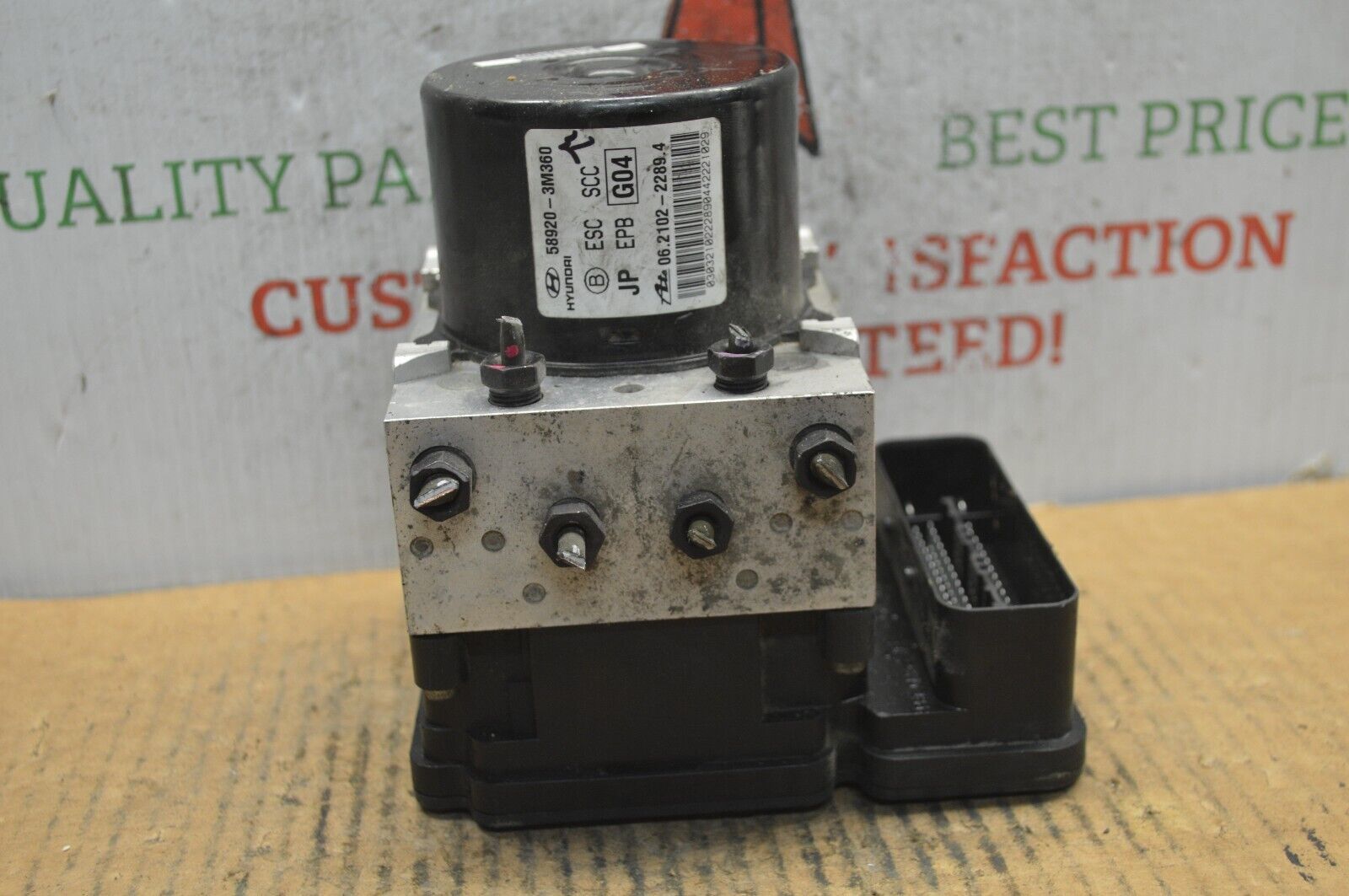 2012-14 Hyundai Genesis ABS Brake Pump Control 589203M360 Module 60 ...