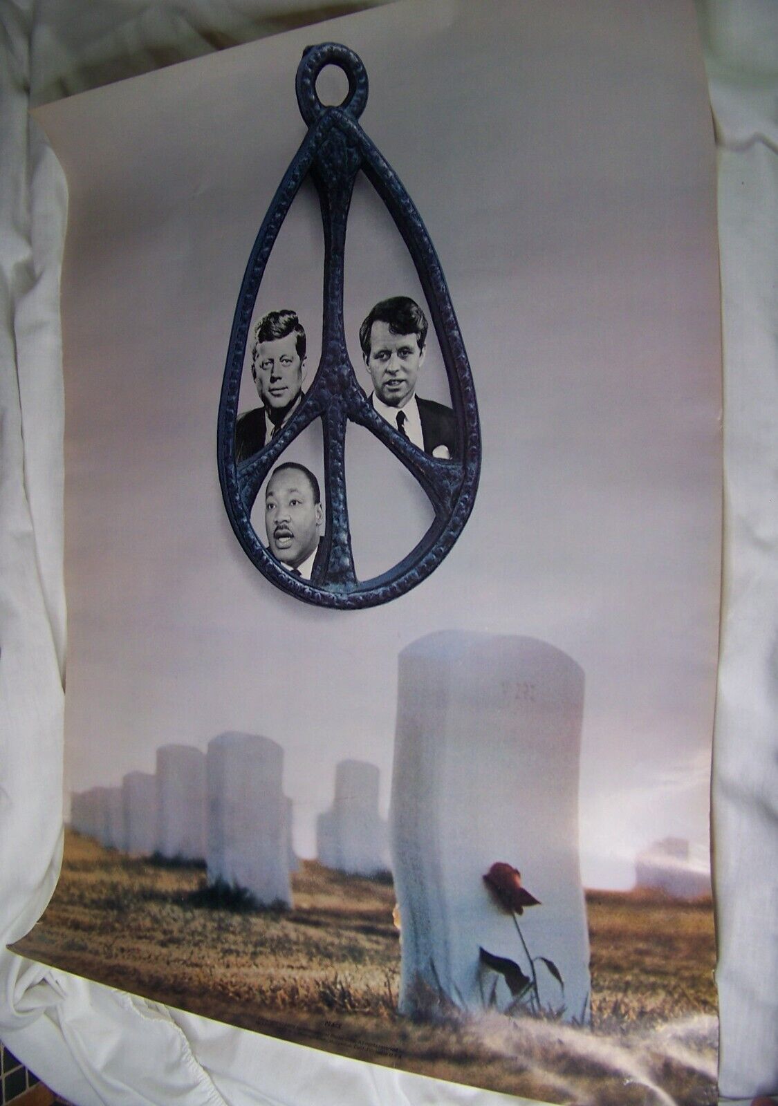Retro 1968 International Poster Corp. "PEACE" MLK, JFK, RFK Memorial ...