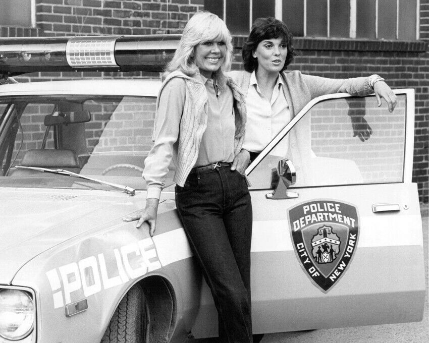 LORETTA SWIT TYNE DALY CAGNEY & LACEY 8X10 PHOTO BY NYPD POLICE CAR TV ...