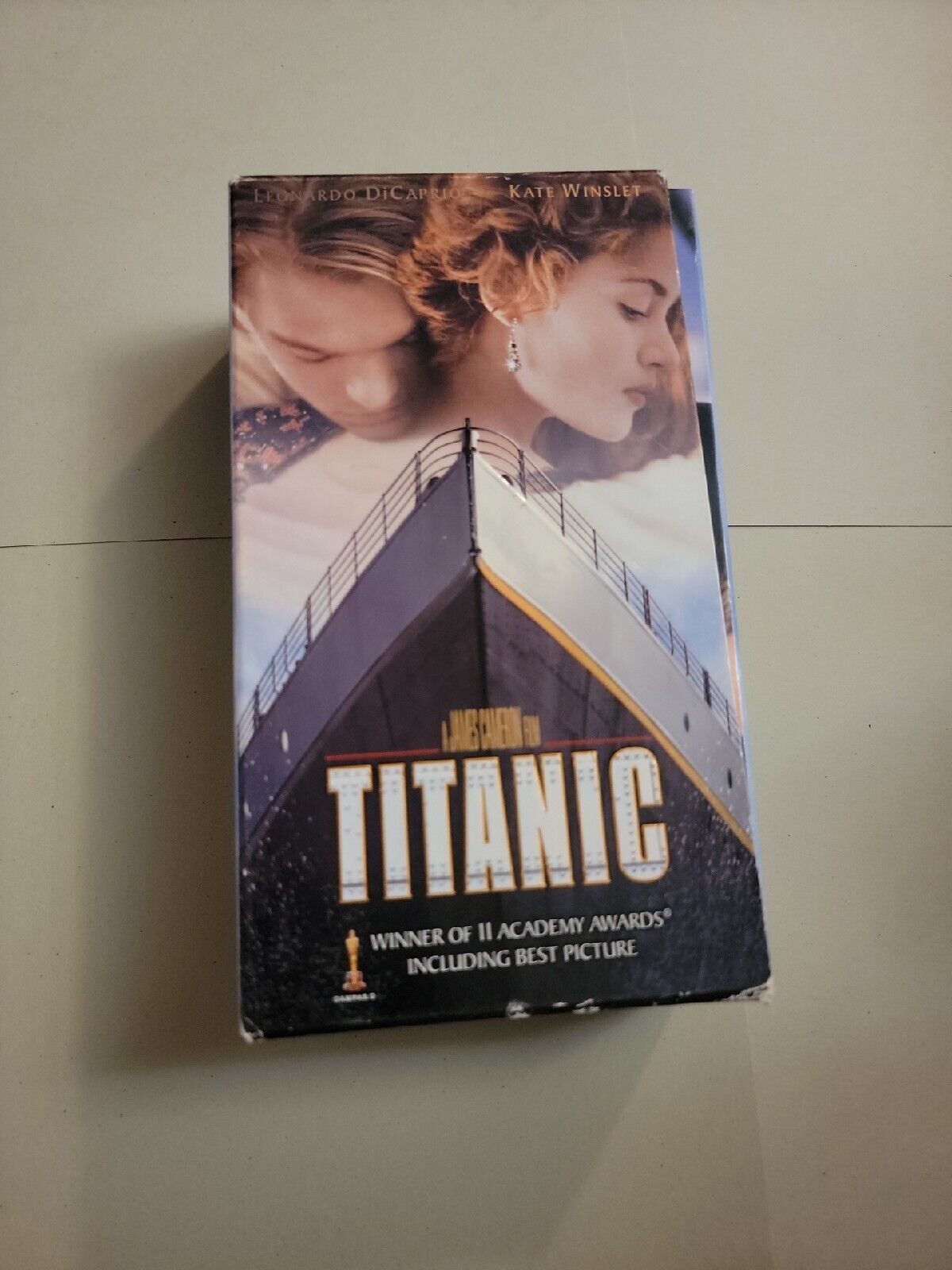 Titanic (VHS, 1998, 2-Tape Set, Pan-and-Scan) - VHS Tapes