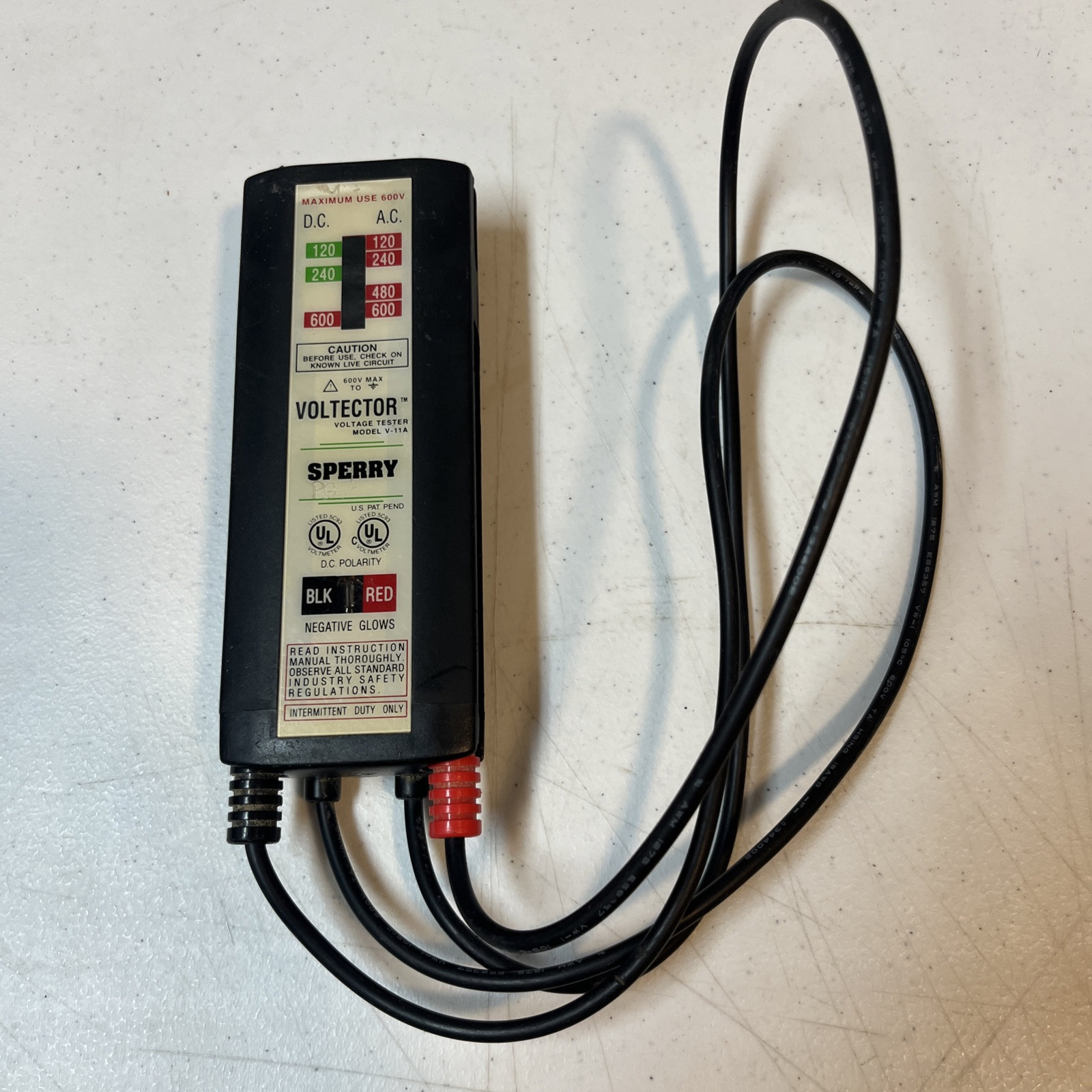 Sperry Voltector Voltage Tester Model V-11A Vintage Tested 600 Volt Max ...