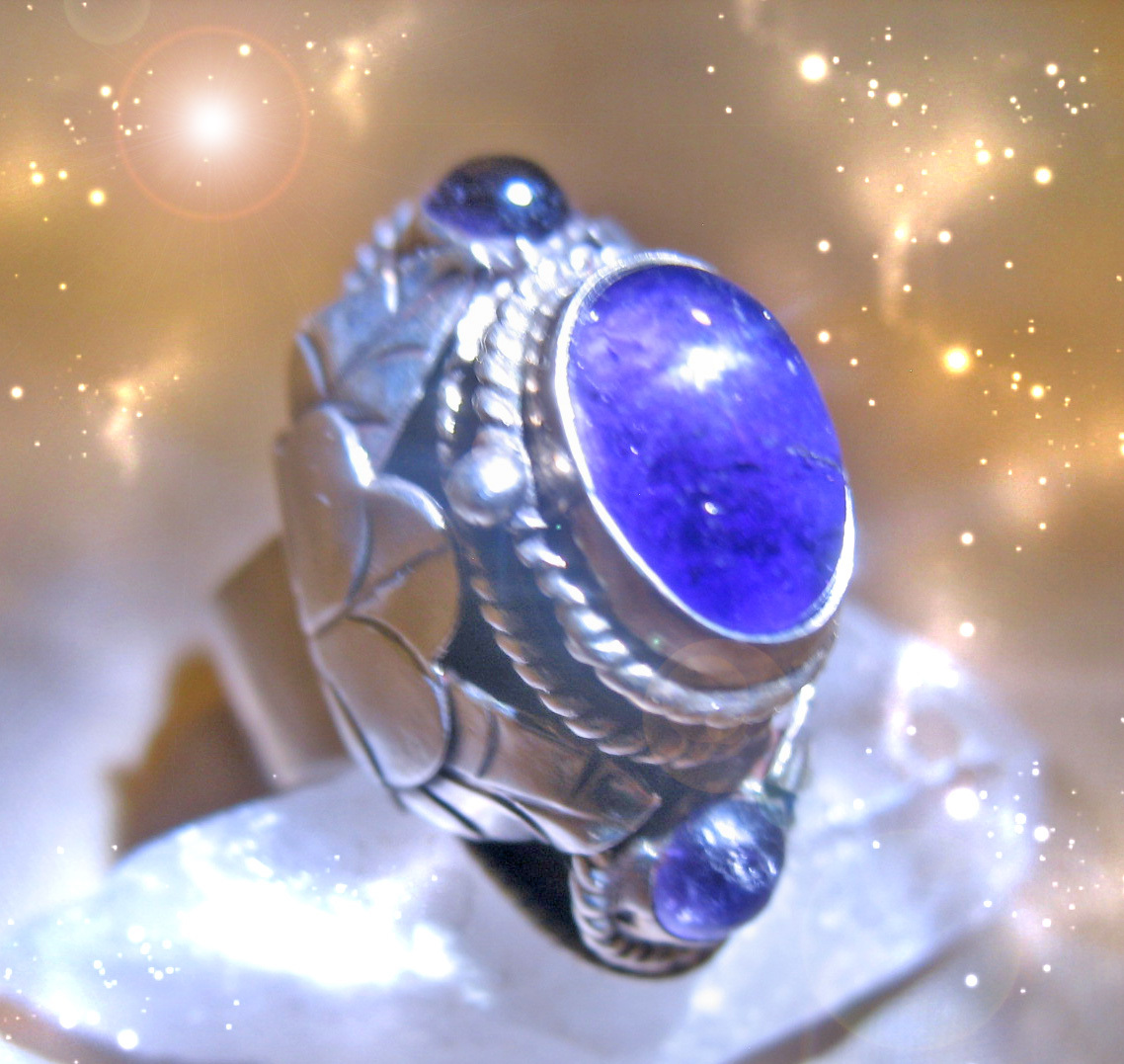 HAUNTED RING MASTER SOARING COMET OF SUCCESS RITE HIGHEST LIGHT COLLECT ...