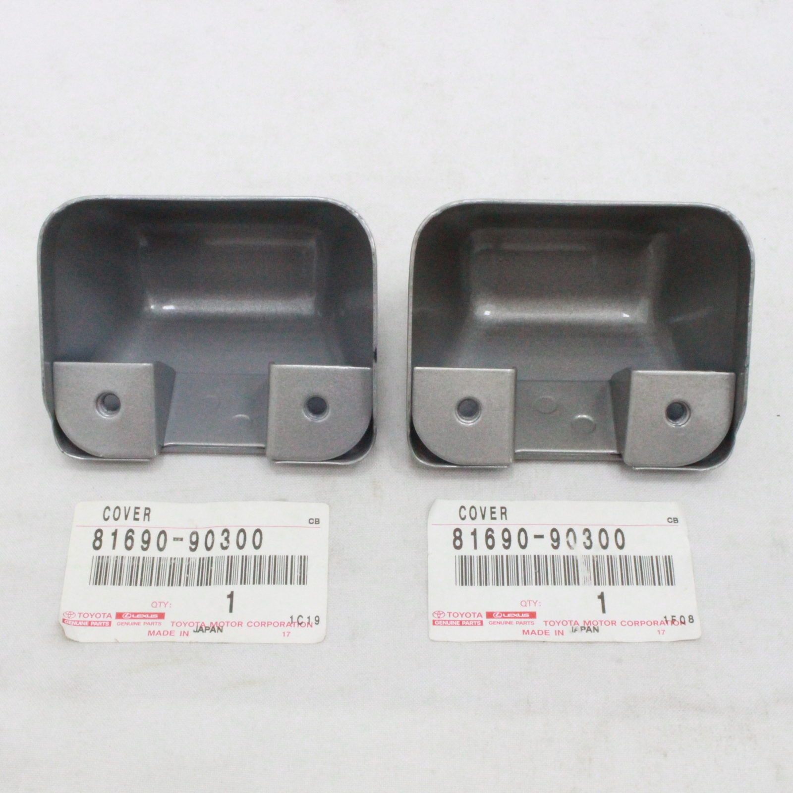 Toyota Land Cruiser FJ40 Rear License Plate Lamp Light Covers OEM 81690 ...