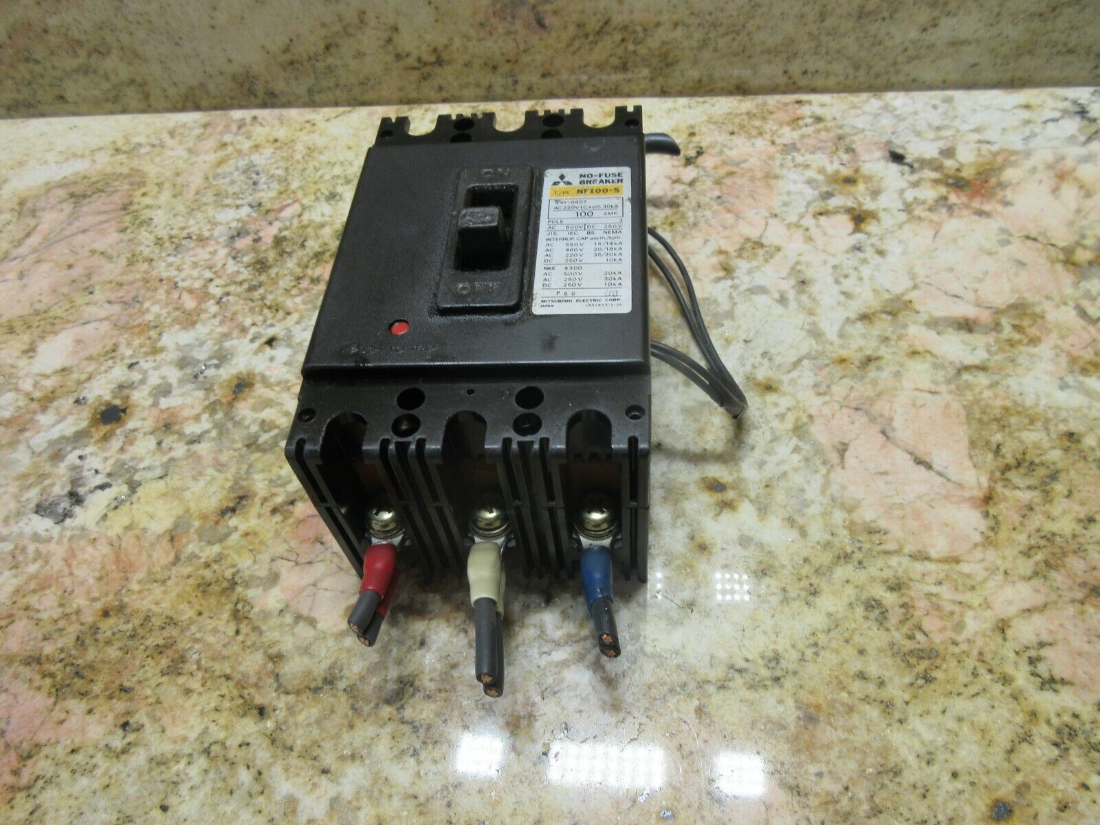 Mitsubishi No-Fuse Interruttore NF100-S 100 Ampere AC / 600V Mori Seiki ...