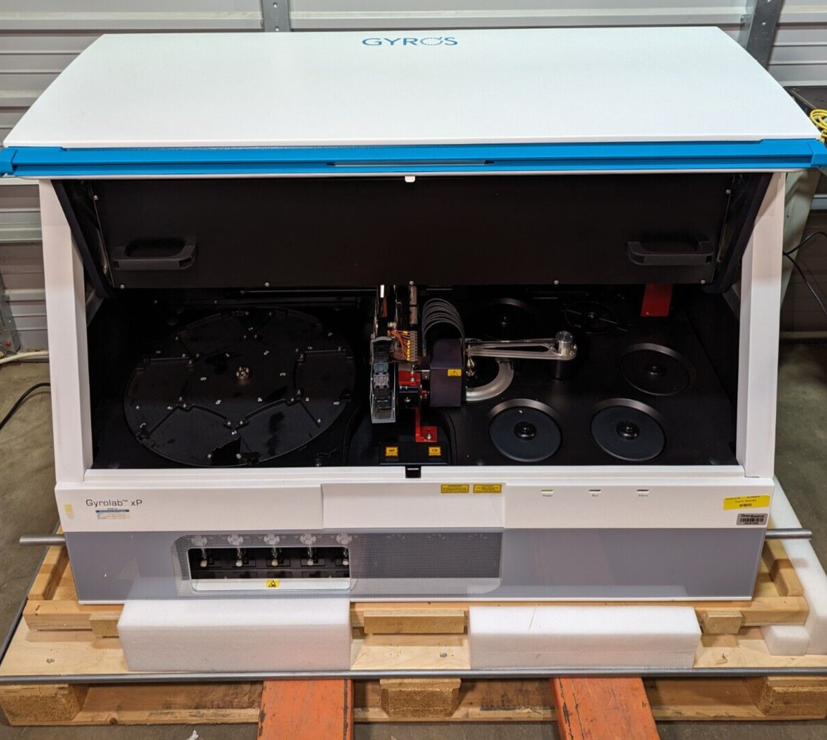 Gyros Gyrolab xP P0001840 Automated Immunoassay Workstation with PC ...