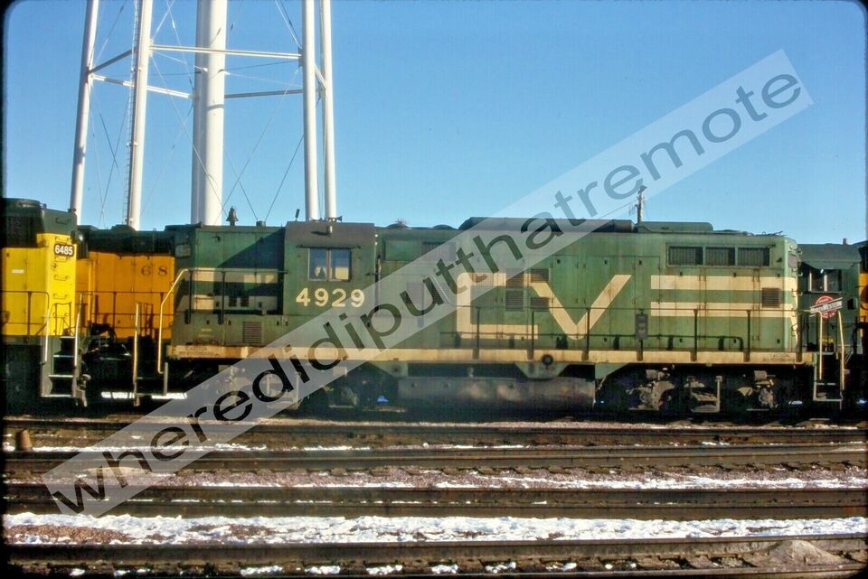 Original Slide Central Vermont CV 4929 EMD GP9 Proviso ILL 2-1989 - Railroadiana & Trains