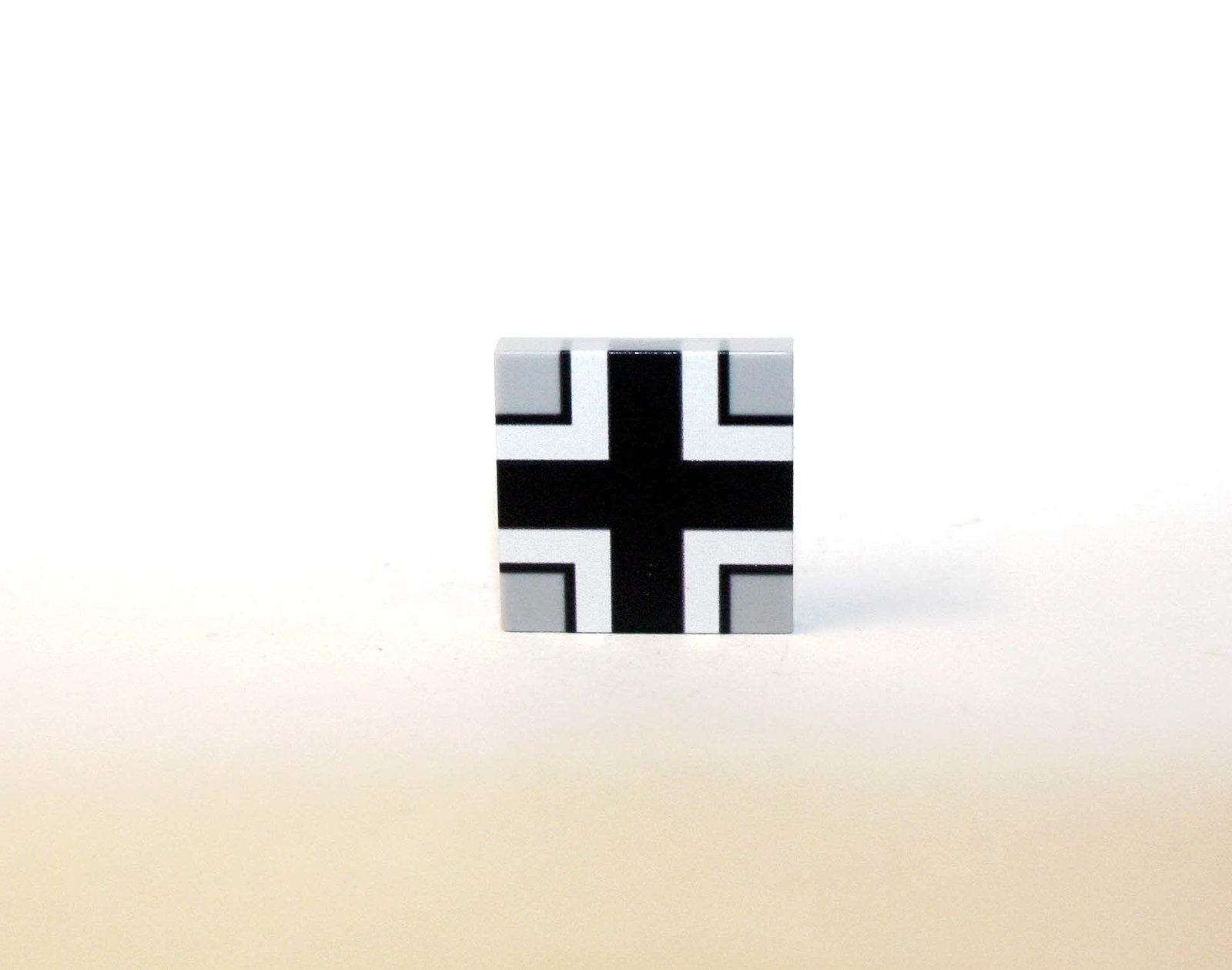 Minifigure Accessories Toys German Ww2 Cross 2X2 Brick Piece - LEGO (R ...