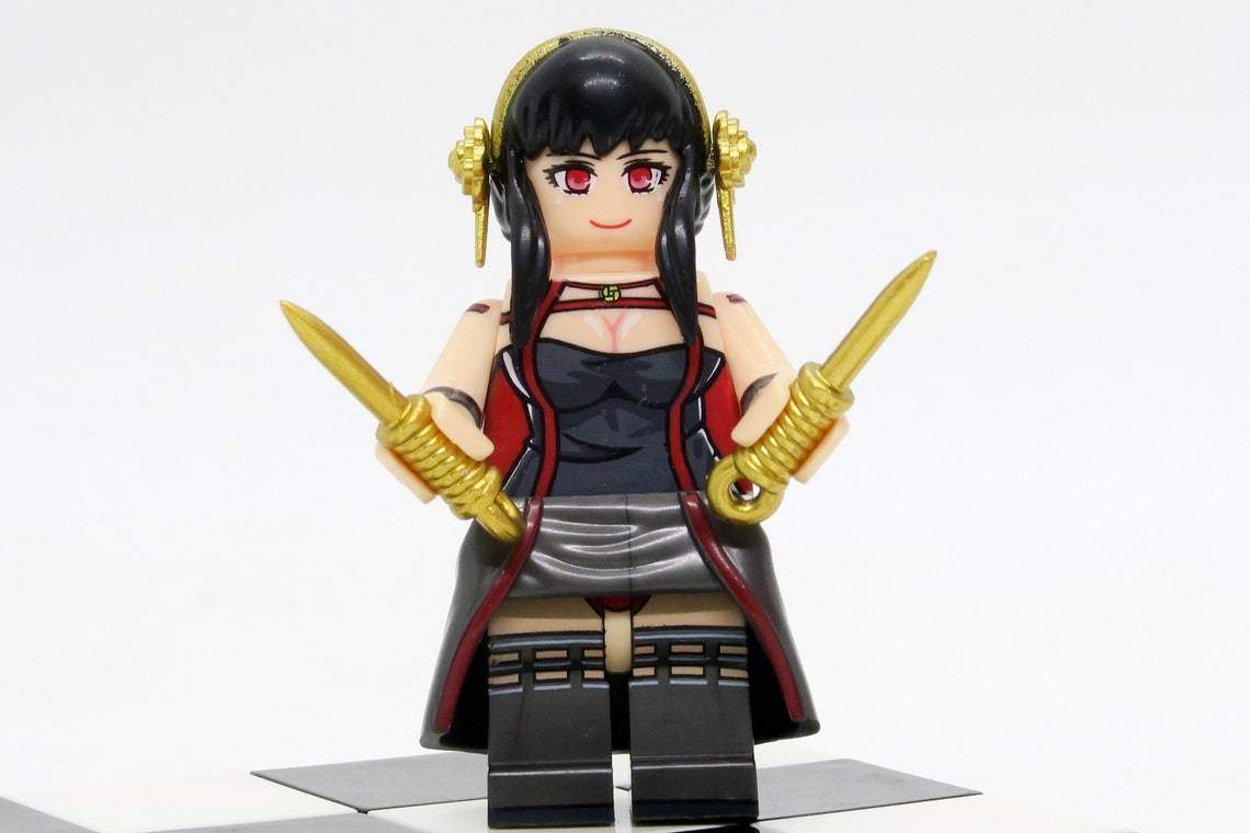 Spy x Family Yor Forger (Black Dress) Minifigures Weapon and ...