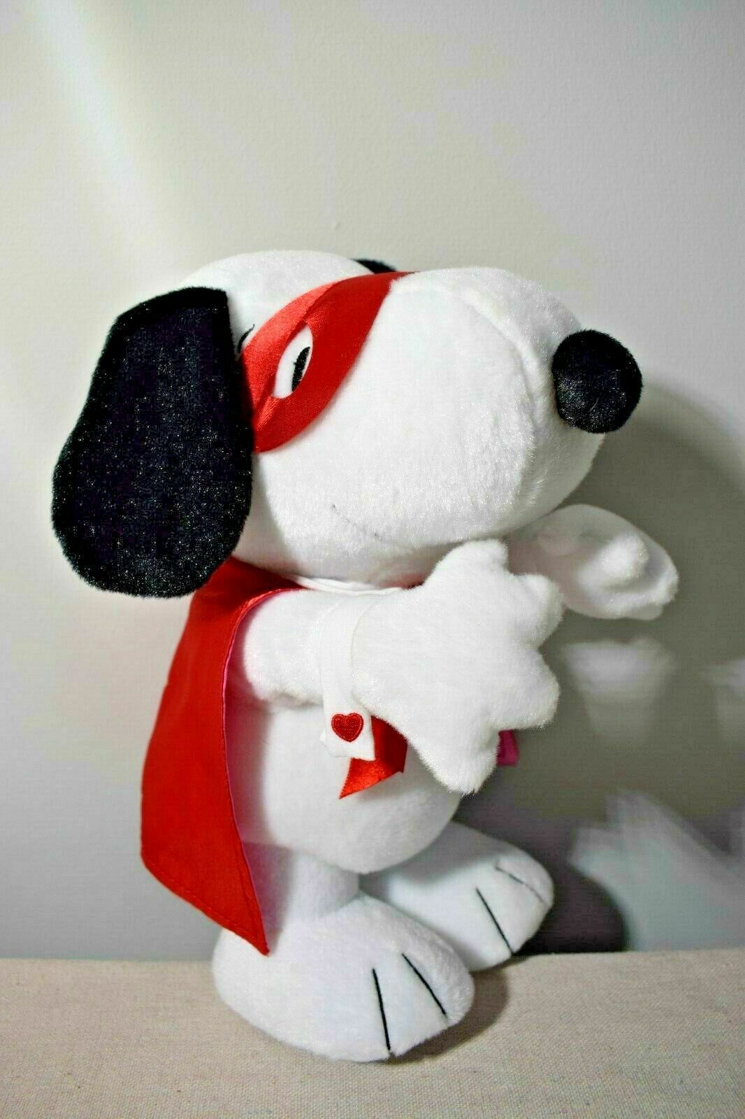 Snoopy Kissing Bandit Animated Plush Hallmark - Action Figures