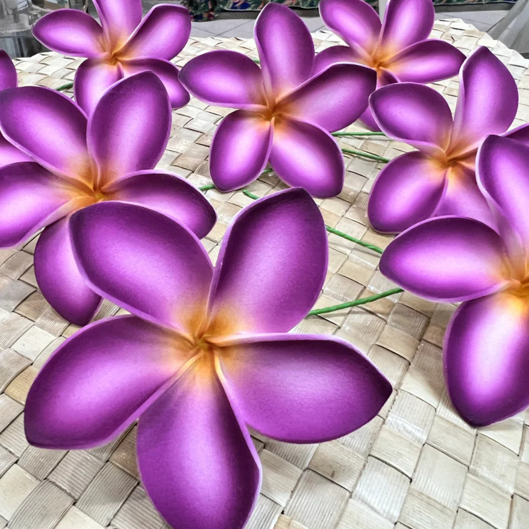 Plumeria Hawaiian Purple Flowers - 100 Seeds - Plants & Seedlings