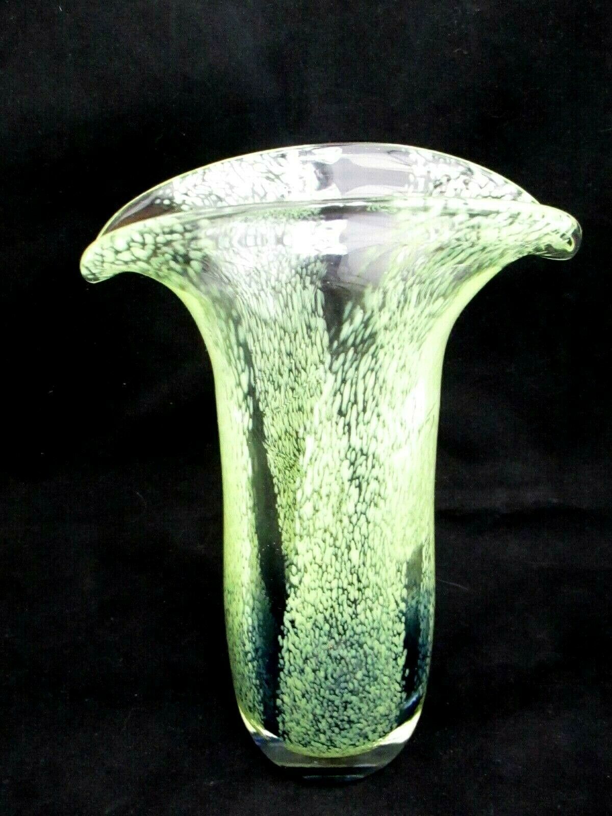 Vintage Teleflora Lime Green Blue Art Glass Vase Speckled Flared Lip Hand Blown - Other ...