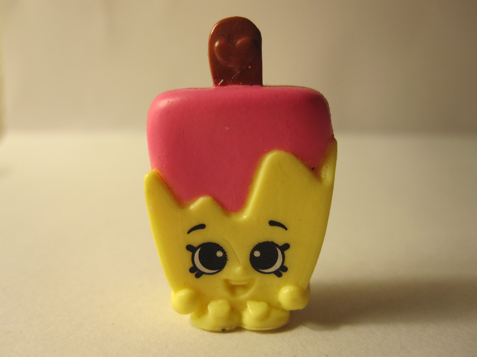 Shopkins: Season 3 Cool & Creamy figure - yellow / pink Popsicle - Other