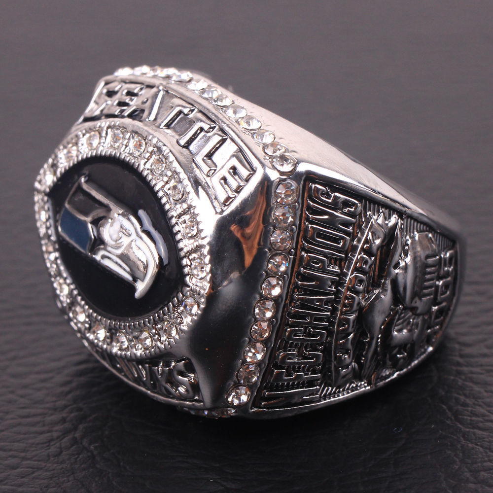 Russell Wilson Seattle Seahawks Replica 2013 Super Bowl Champions Ring ...