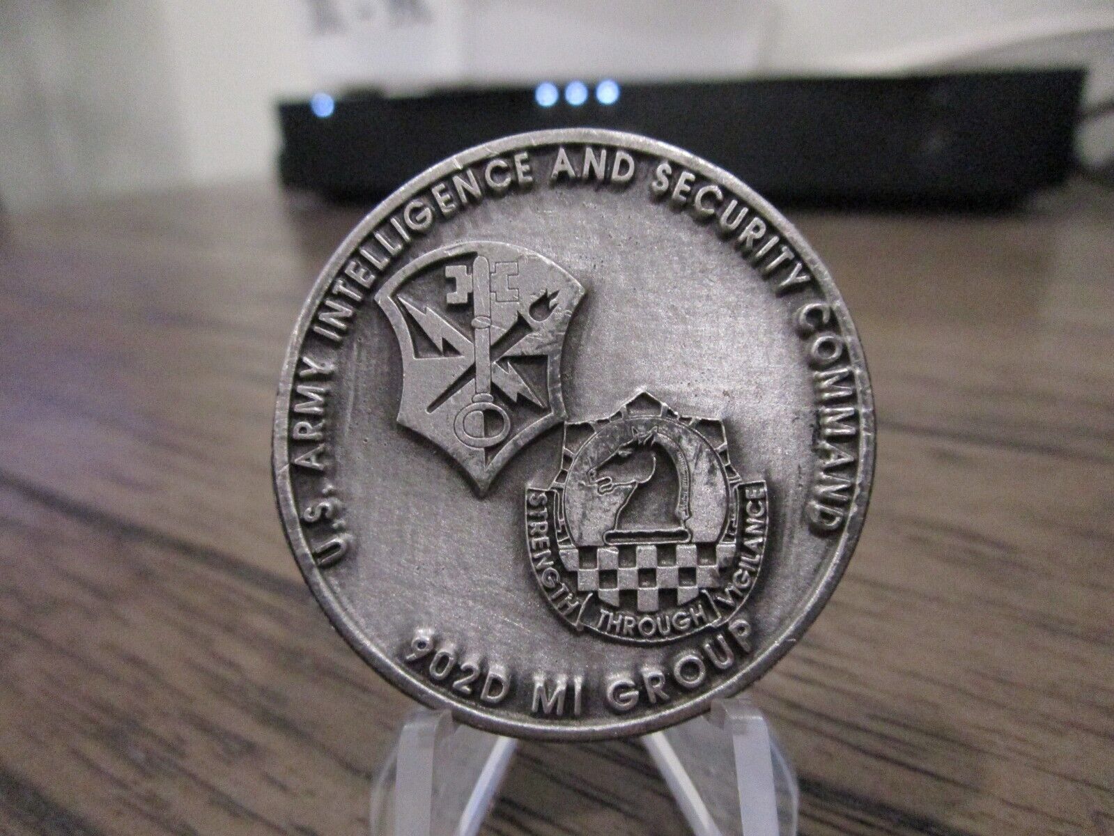 US Army 302nd Military Intelligence Group Challenge Coin #978T ...