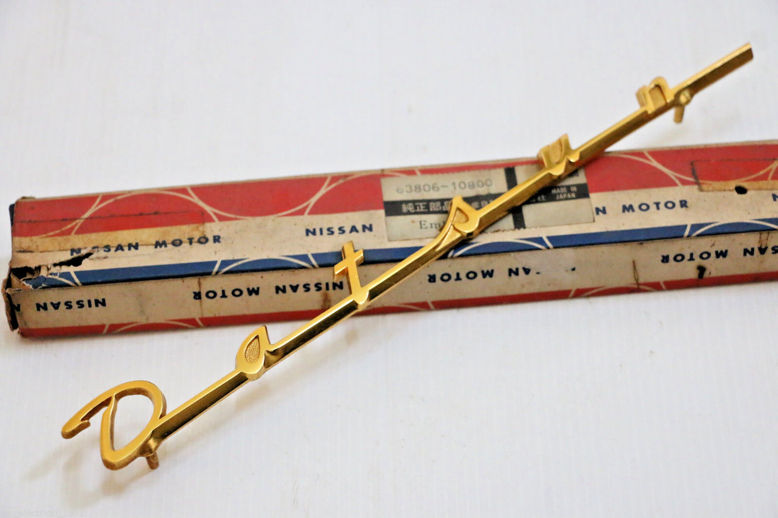 Genuine 1964 Datsun 410 Nissun Bluebird Badges Emblem Made in JAPAN ...