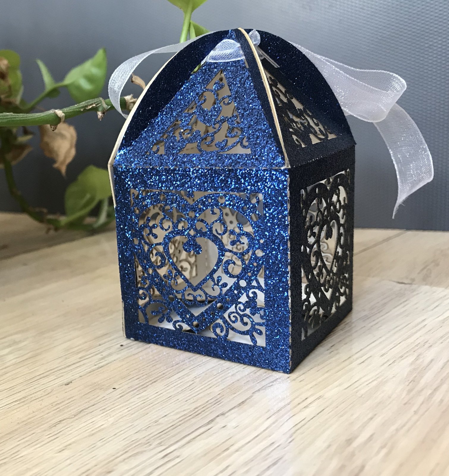 100*Glitter Laser Cut Gift Boxes with ribbon,wedding favor box ...