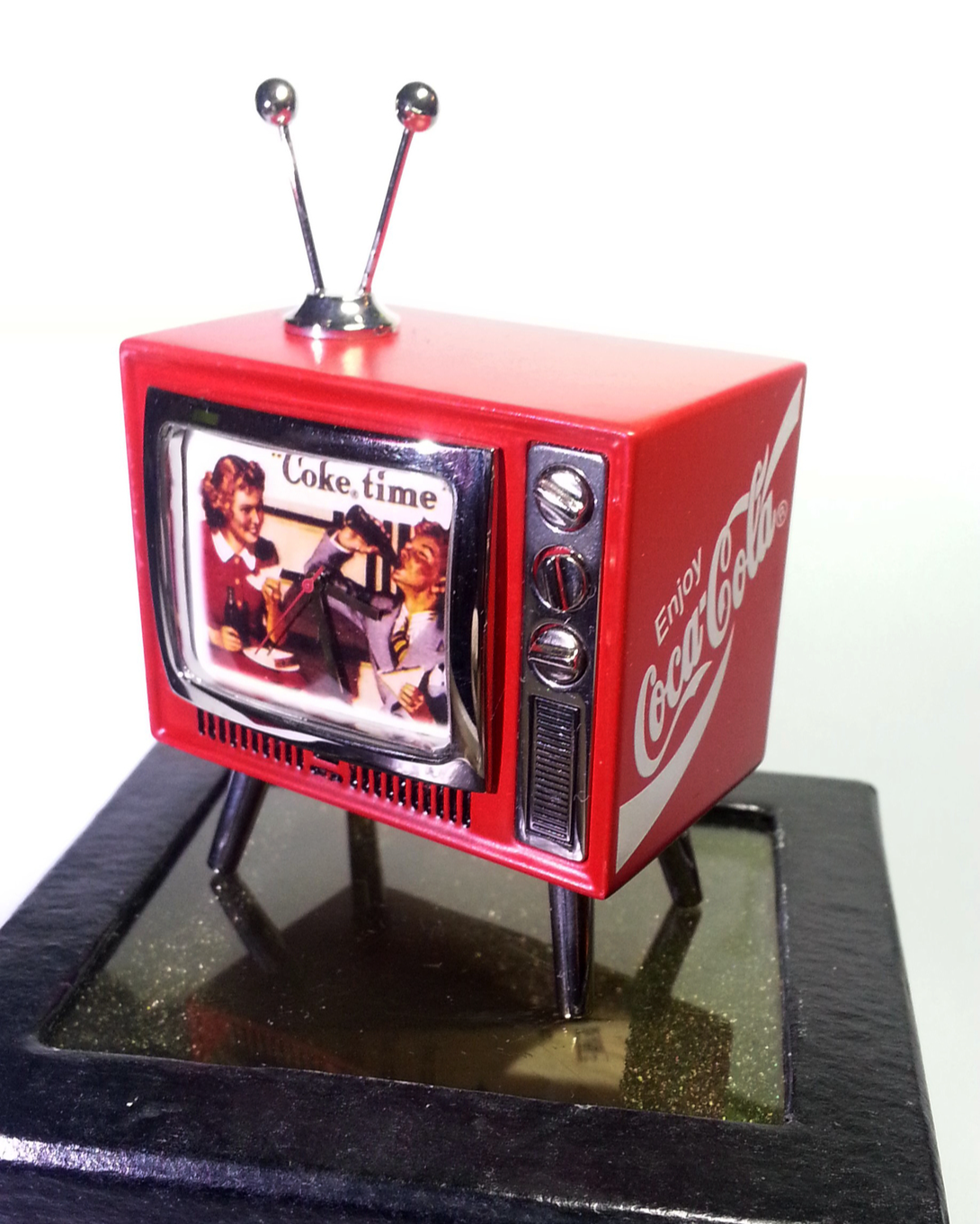 Coca Cola mini TV Shaped Desk Clock (Coke Time) - Tested Works - New In ...