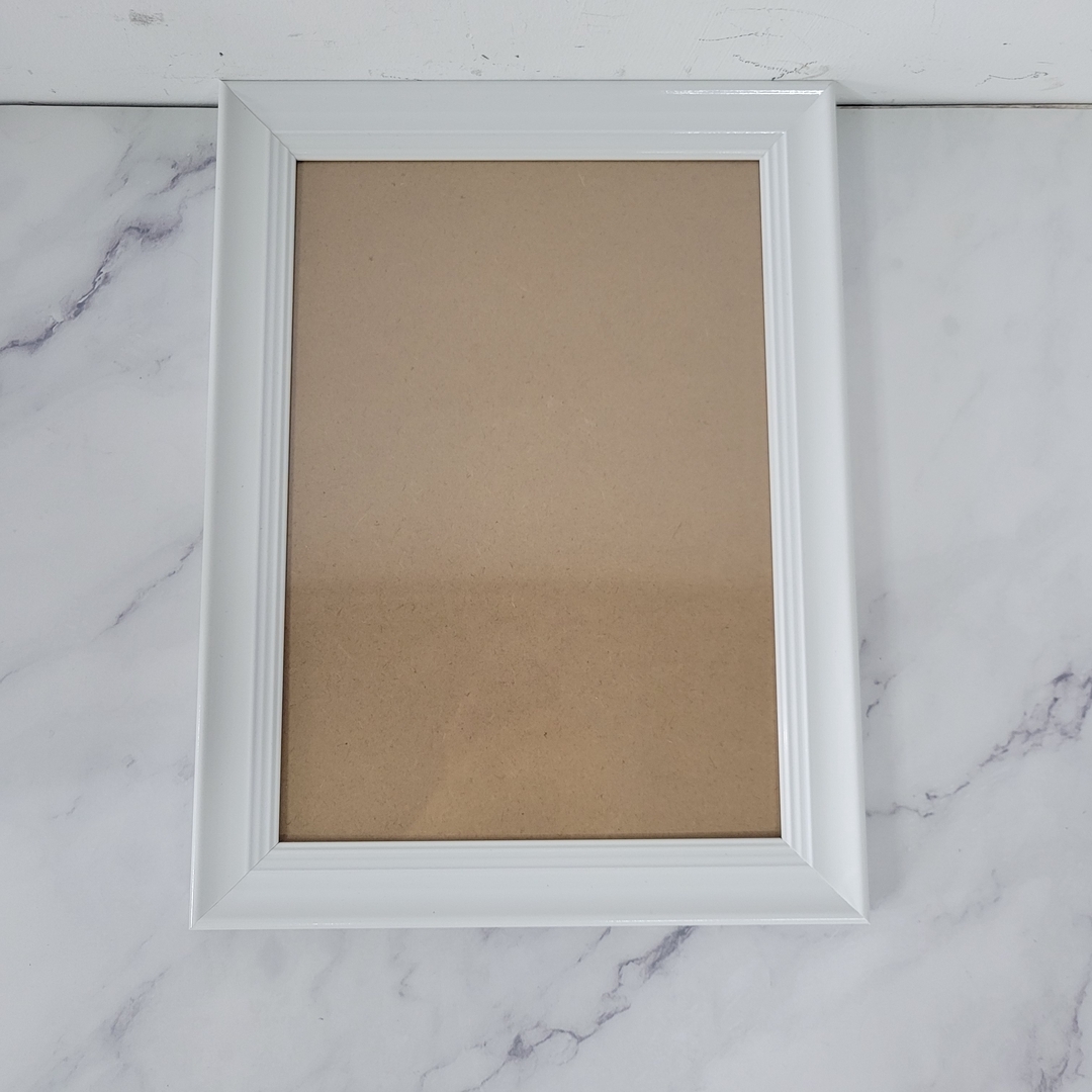 MegaZenfield Furniture picture frames White stageable photo frame ...