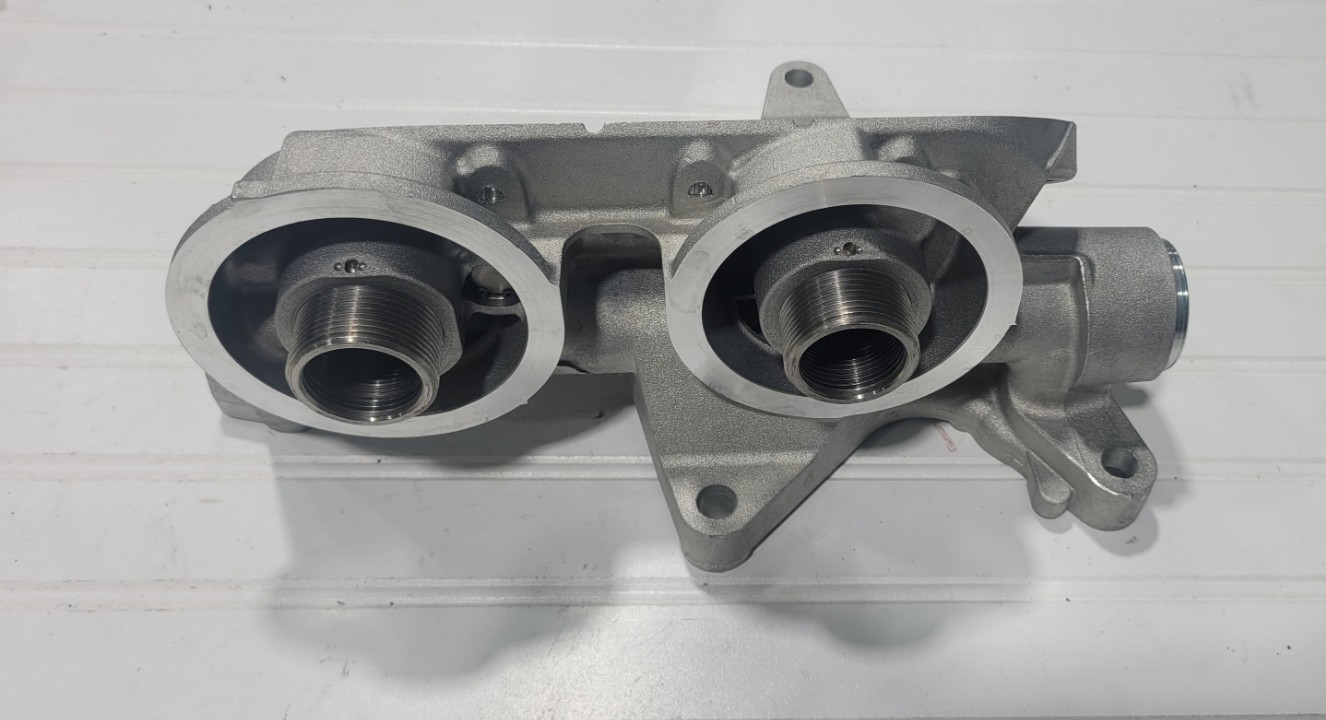 Genuine Detroit Diesel Series 60 Engine Oil Filter Base adapter ...