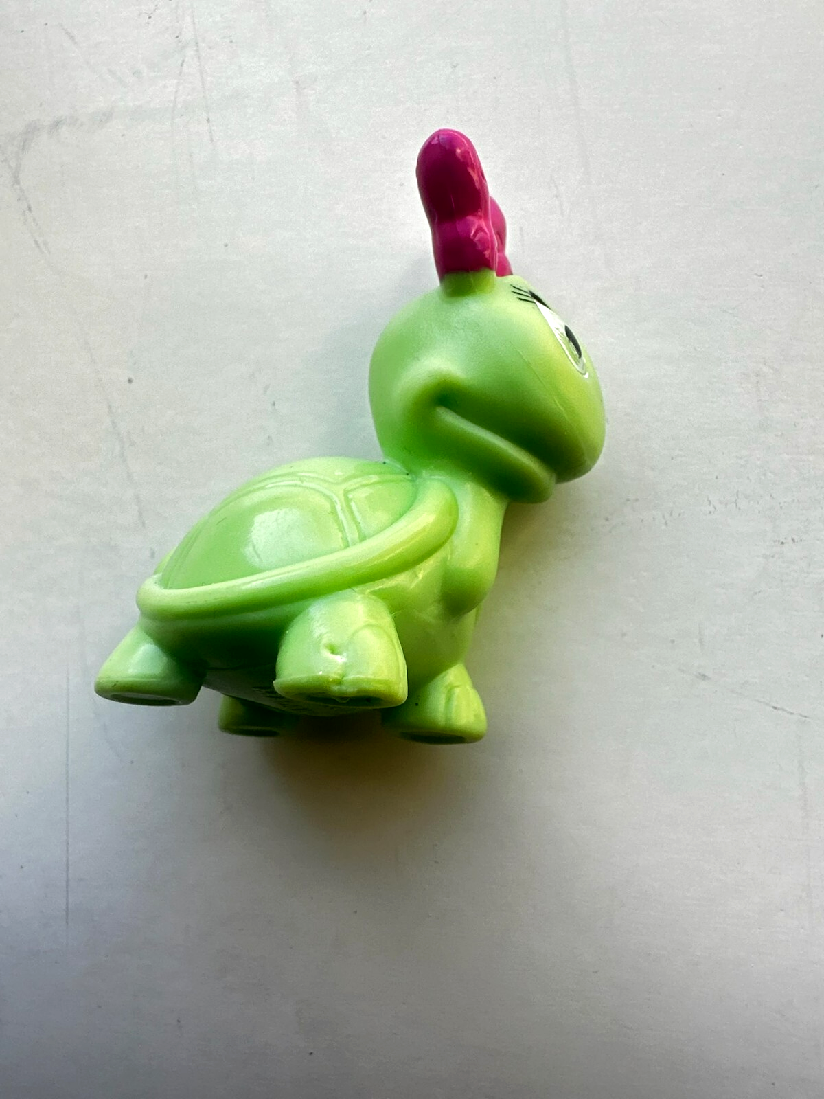 Small Green Turtle Toy Figure with Eyelashes & Pink Bow - Cartoon Sea ...