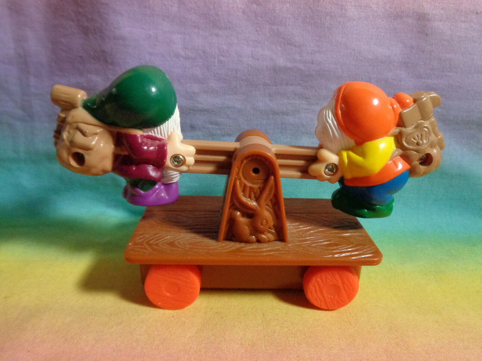 McDonald's Disney Snow White & The Seven Dwarfs Gumpy & Happy Hand Mine ...