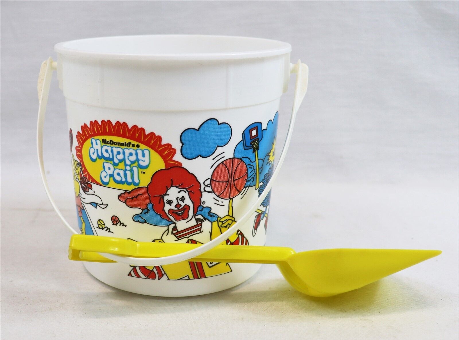 VINTAGE 1984 McDonald's Happy Pail Beach Bucket 84 Olympics Hamburglar ...