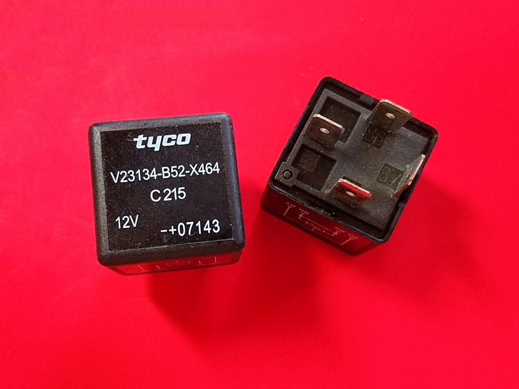 V23134-B52-X464 C215, 12VDC Relay, TYCO Brand New!! - Other