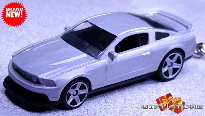 RARE KEYCHAIN SILVER PEWTER FORD MUSTANG GT CUSTOM Ltd EDITION GREAT ...