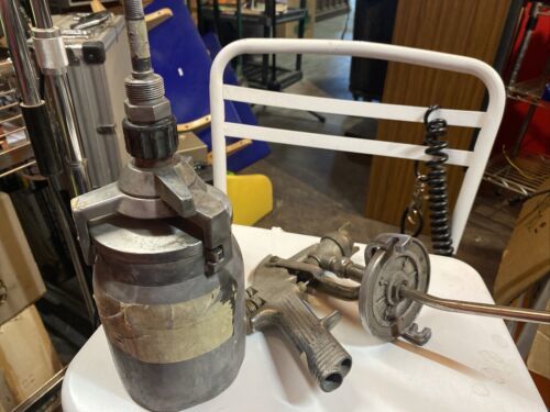 Vintage Binks Model 19 Paint Spray Gun & Extras - Sprayers