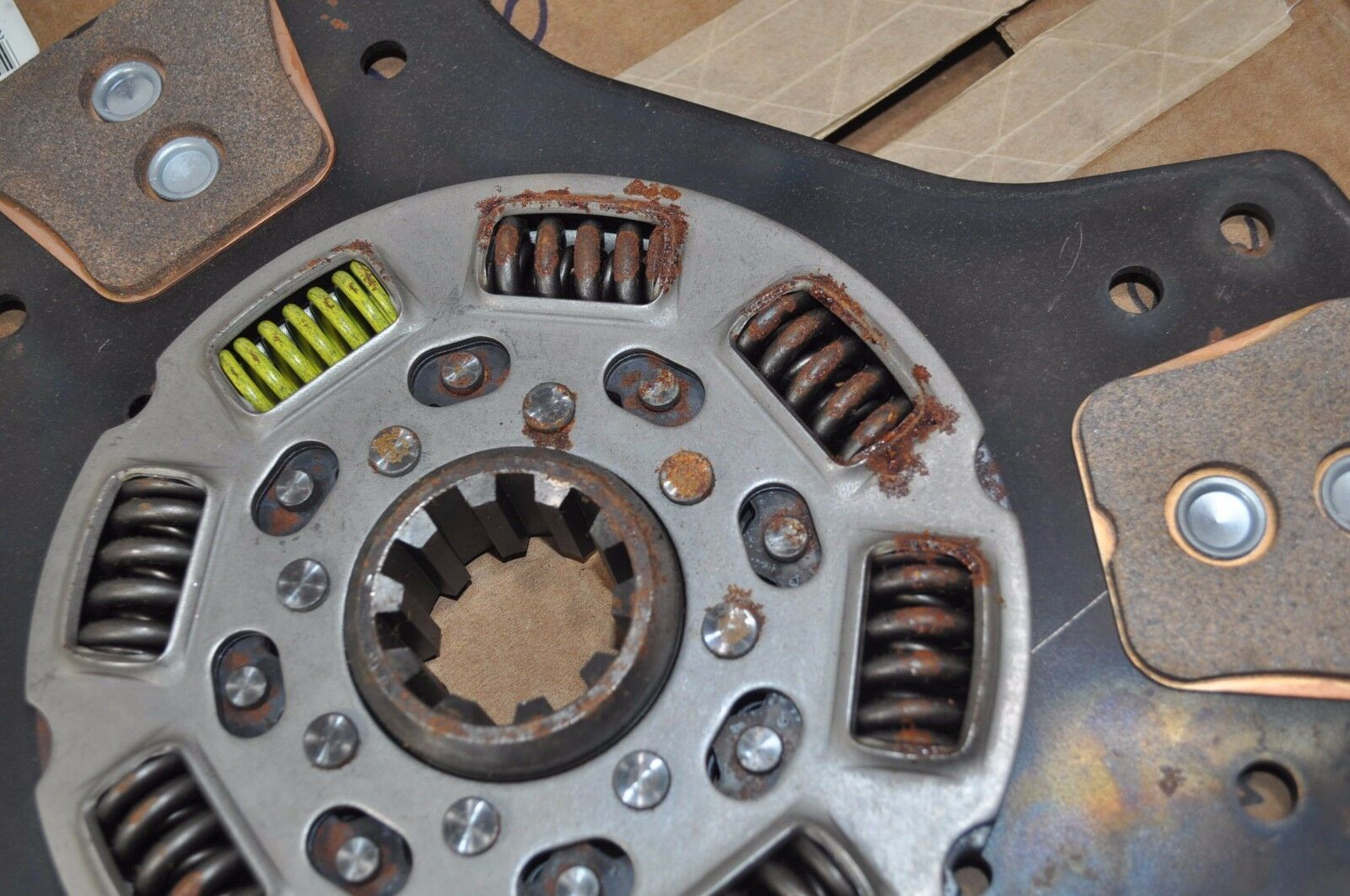 NEW Surplus Ford Navistar Clutch Disc Part# 4C4Z-7550-HA - 2508125C1 ...
