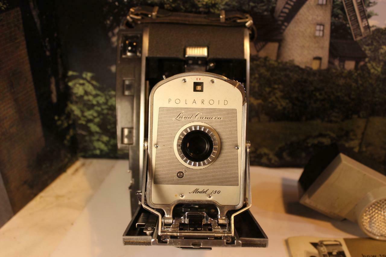 VINTAGE CAMERA - POLAROID LAND CAMERA MODEL 150 - G15 - Vintage Movie ...