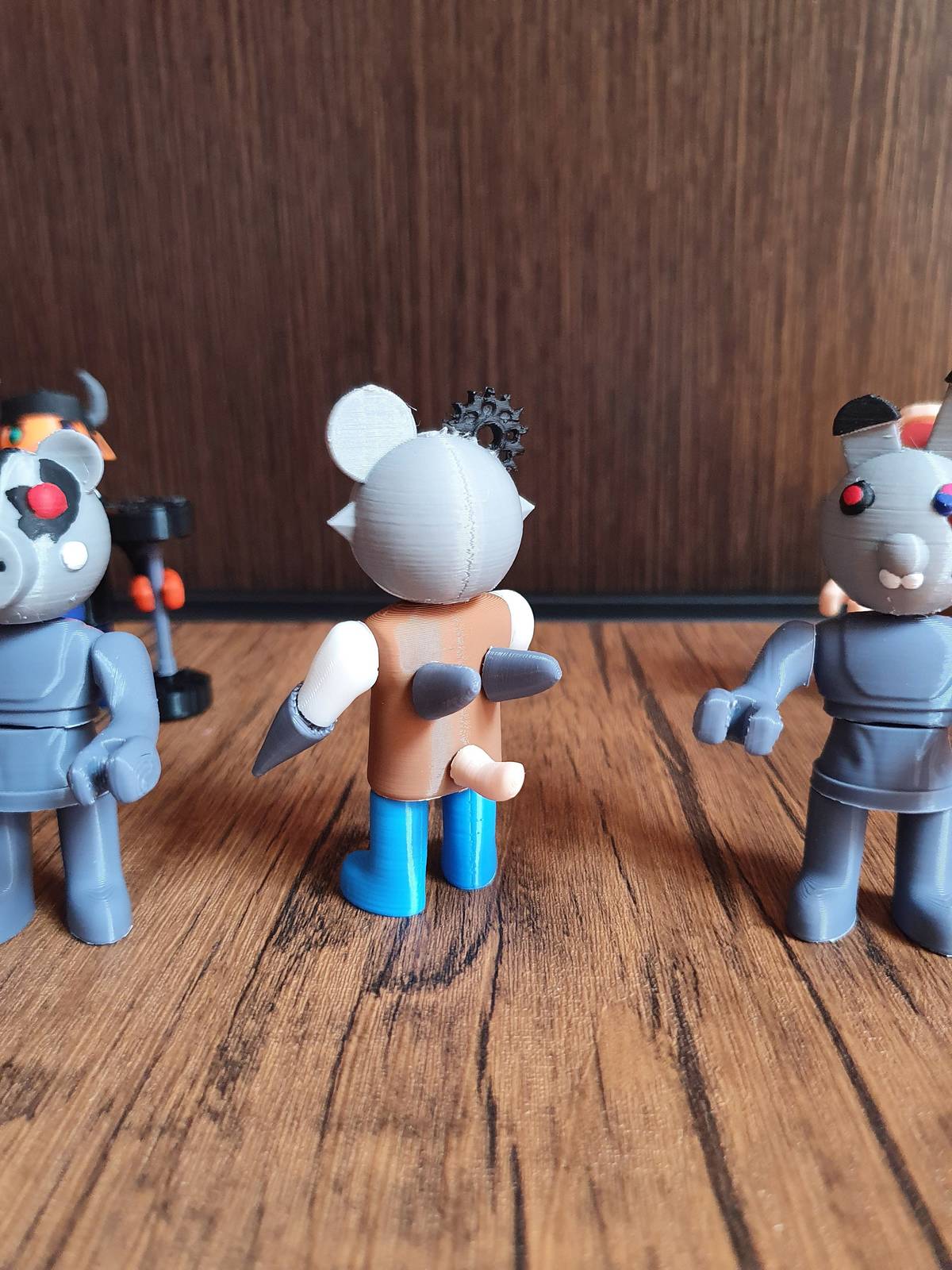 Roby, Raze, Robo Bunny, Billy, Mari fullbody figures - Figures