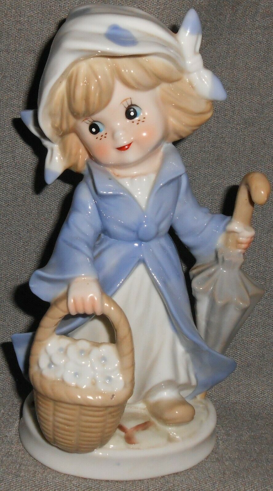 KPM - Germany - Pair Porcelain CHILDREN FIGURINES - Pottery & Glass