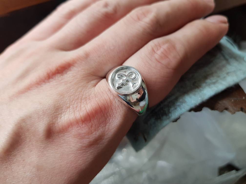 Ring - Chunky - Love Emblem - Remembrance Symbol - Sterling Silver - Rings