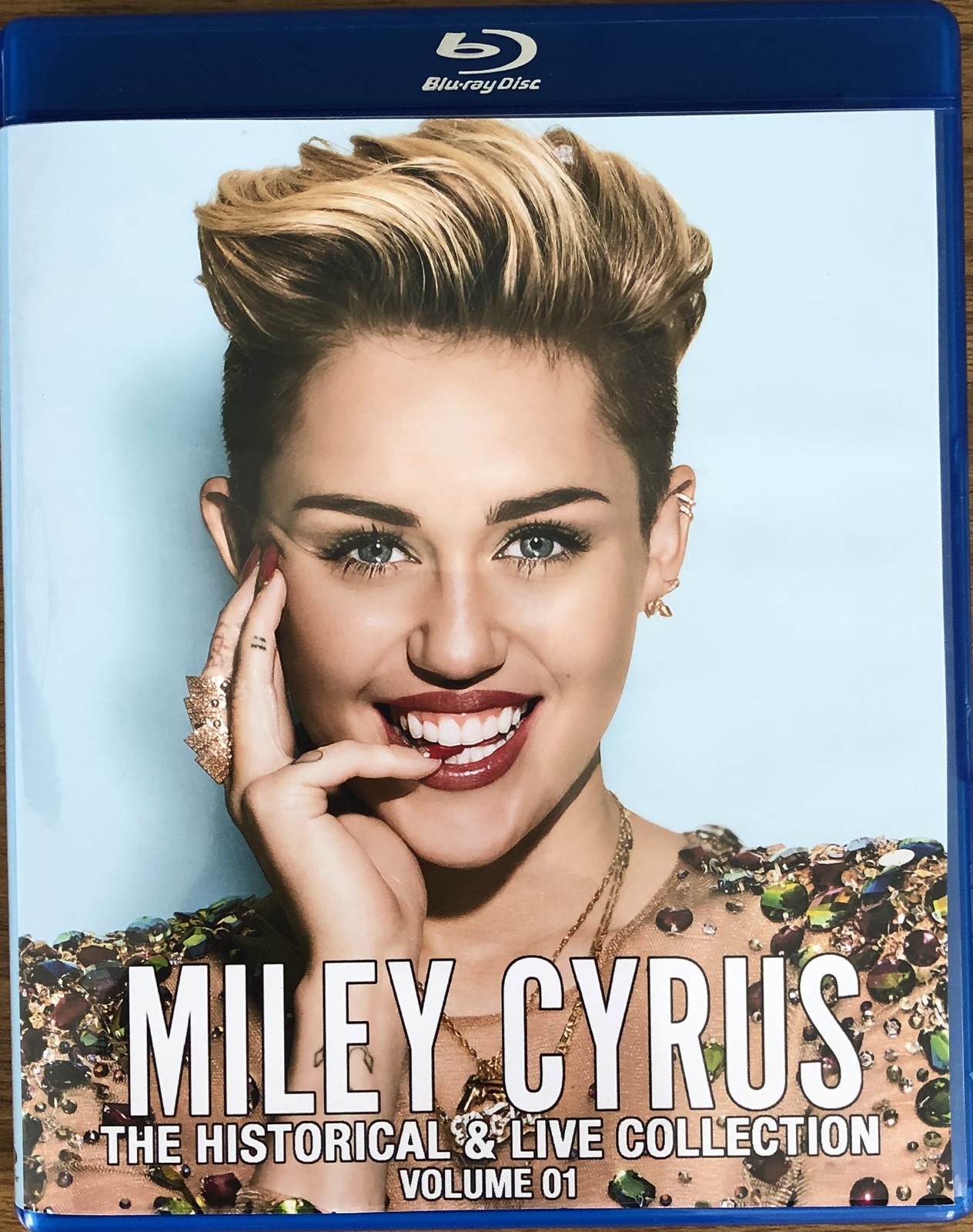 Miley Cyrus The Historical Collection Vol. 01 - 2x Double Blu-ray ...