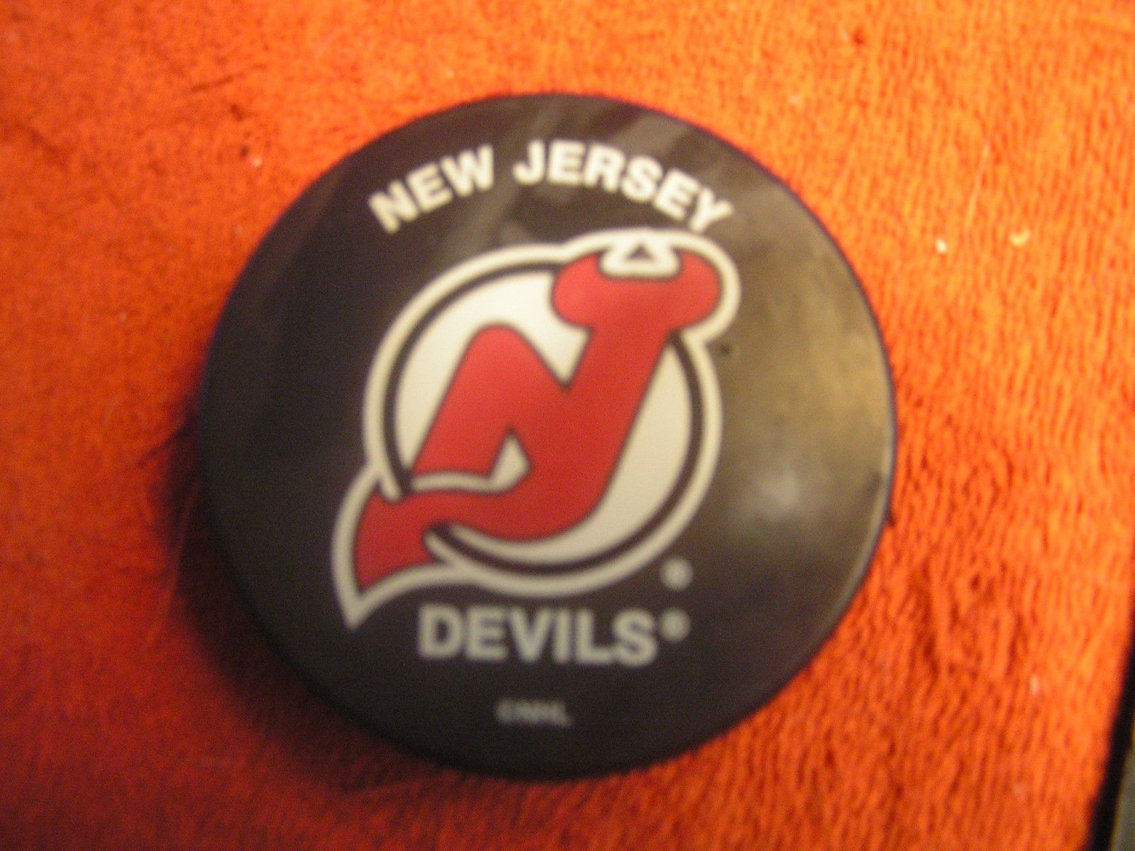 NHL New Jersey Devils Official Licensed Logo InGlasCo Puck - Hockey-NHL