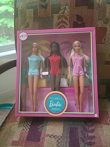 2021 Malibu Barbie Giftset 1961 Reproduction Barbie, PJ, And Christie ...