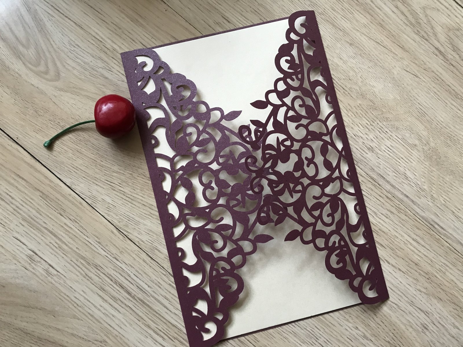 50pcs custom Laser Cut wedding invitations cards,laser cut invitation ...